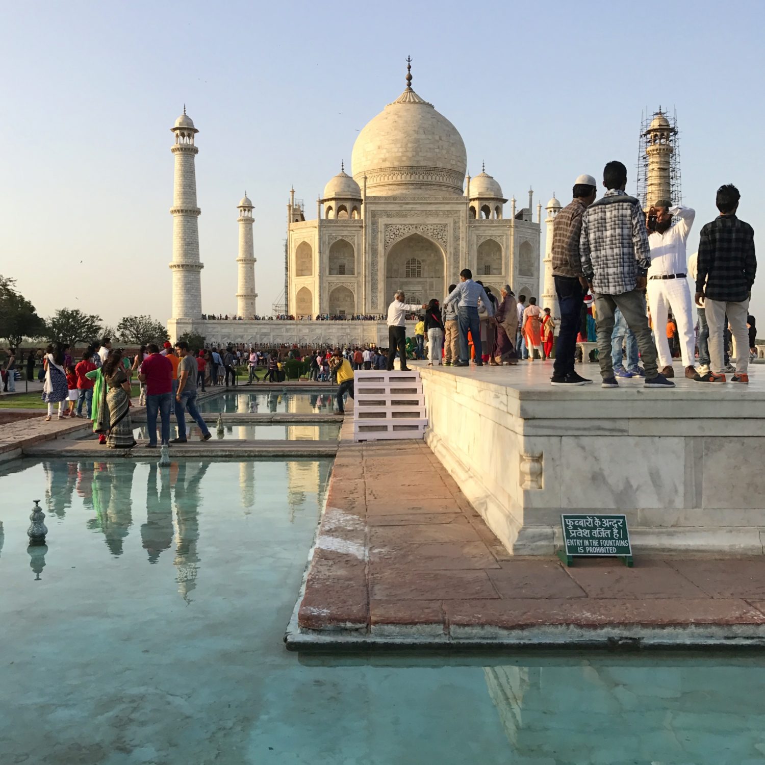 The Crowds at the Taj Mahal are as Exciting as the Building – Common Edge