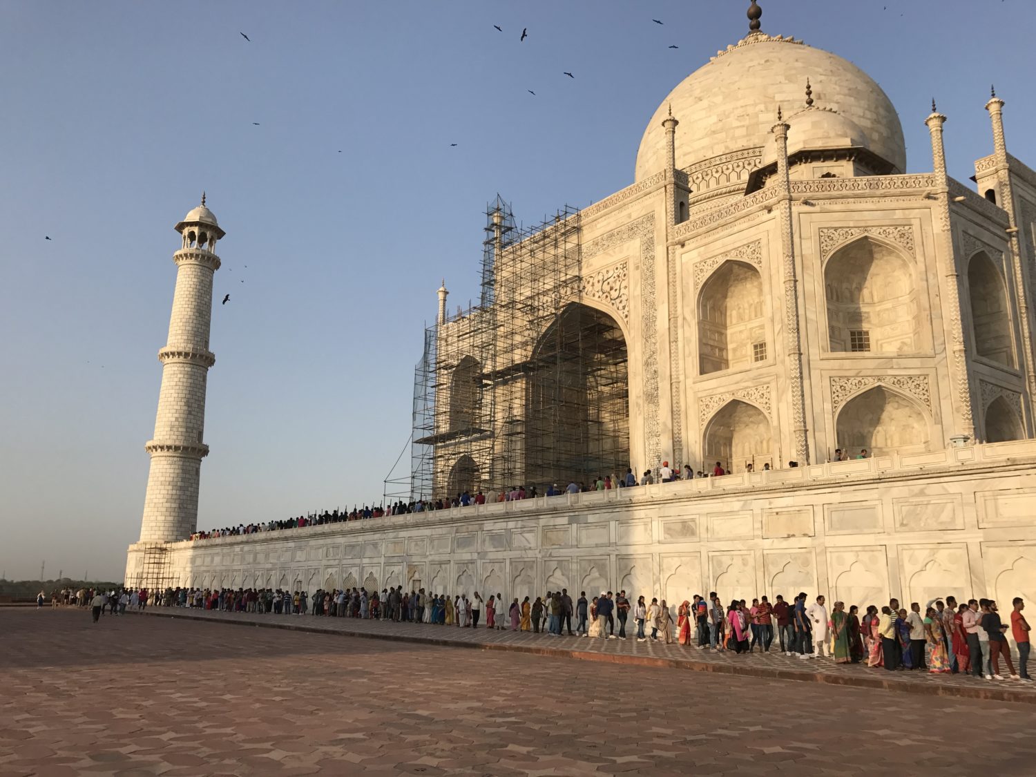 The Crowds at the Taj Mahal are as Exciting as the Building – Common Edge